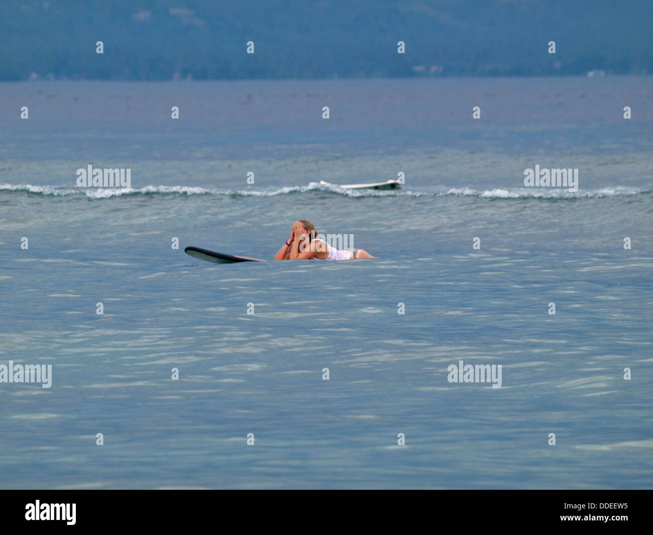 Female surfer board hi-res stock photography and images - Alamy