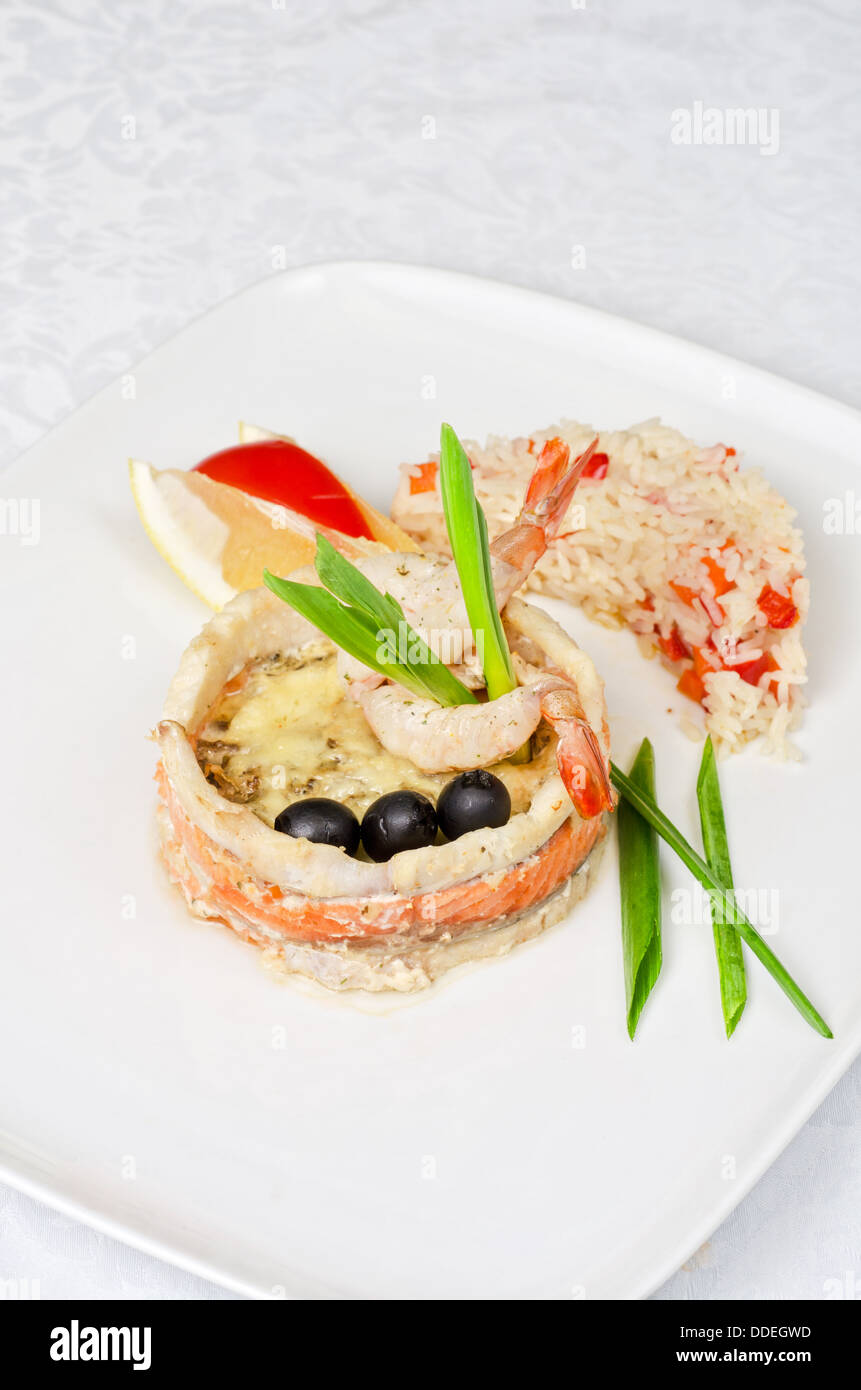 fish with rice and vegetables Stock Photo - Alamy