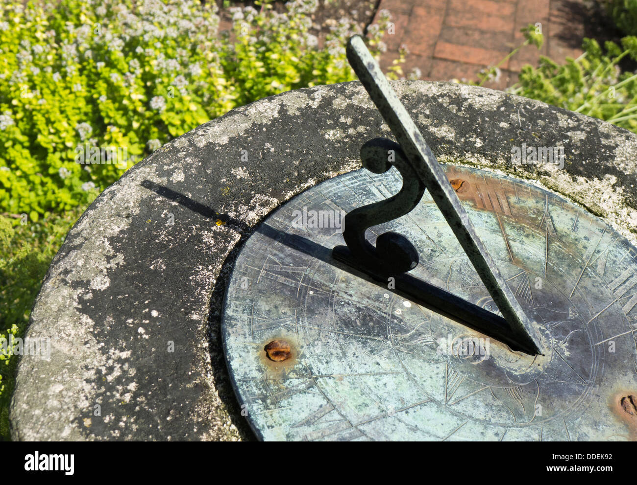 Sundial in the gardens at Wyken Hall, Elizabethan Manor house in ...
