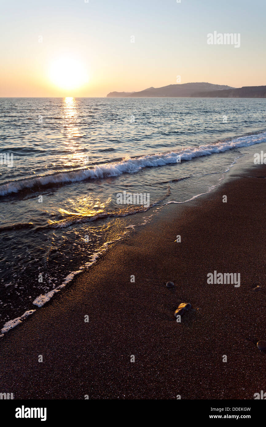 Santorini vlychada hi-res stock photography and images - Alamy