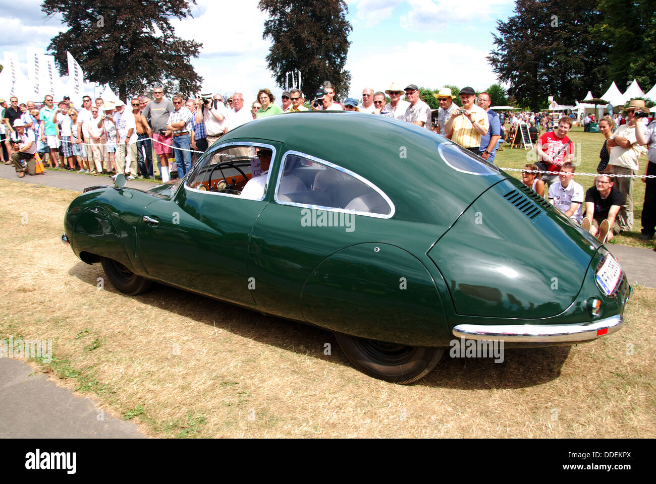 Aerodynamic flow hi-res stock photography and images - Alamy