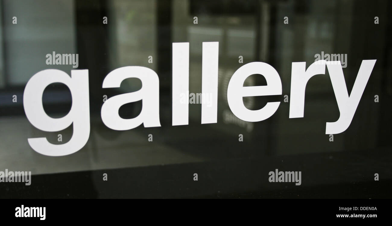 Window sign saying gallery Stock Photo - Alamy