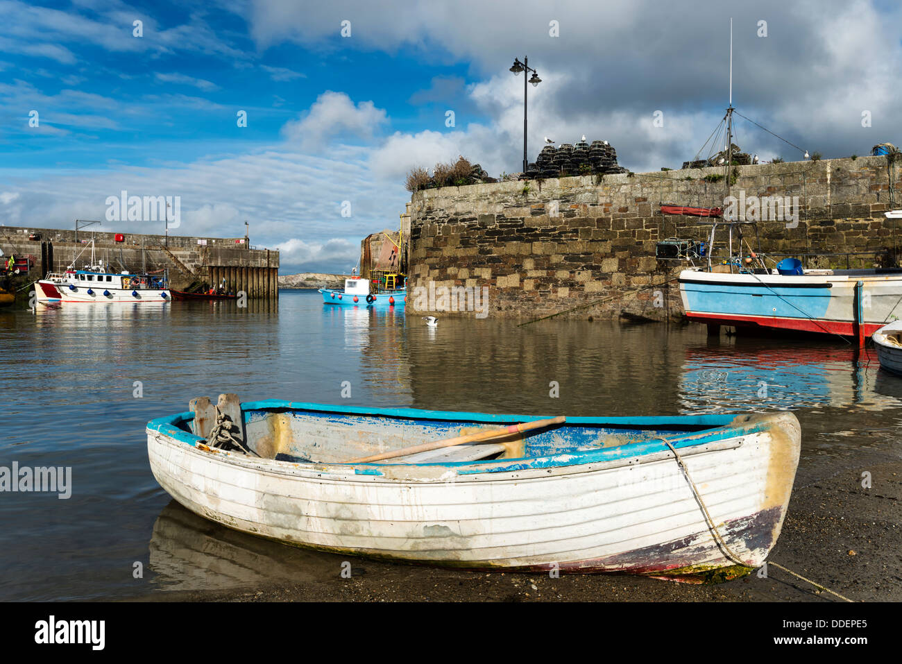 Fishing boats at Newquay harbour in Cornwall Stock Photo - Alamy