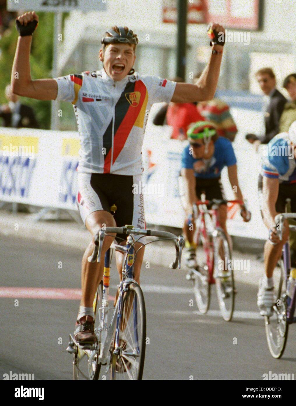 Jan Ulrich is the sensational winner of the road cycling world ...