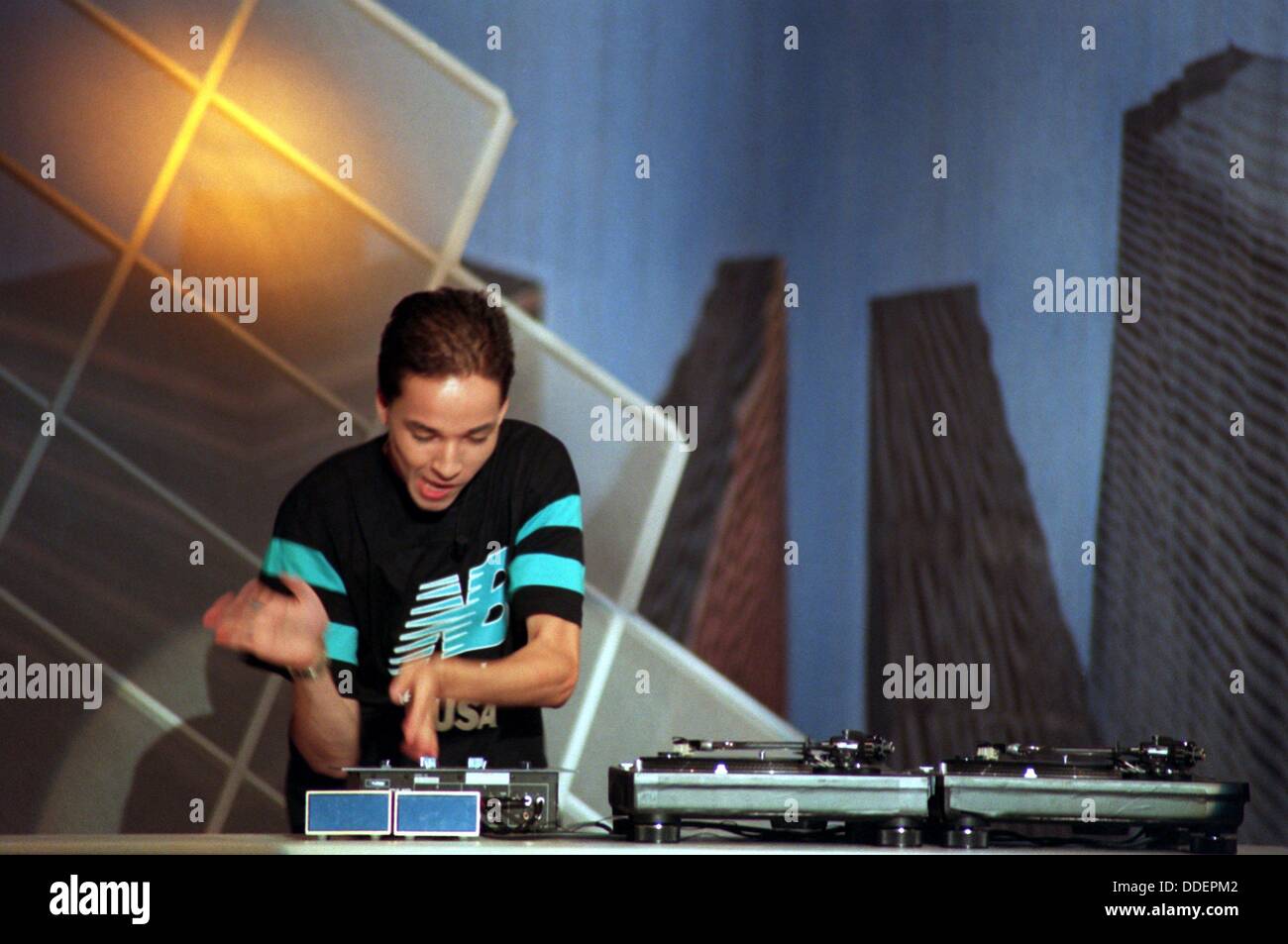 Dave Fascher shows his scratching skills at a show on the 30th of ...