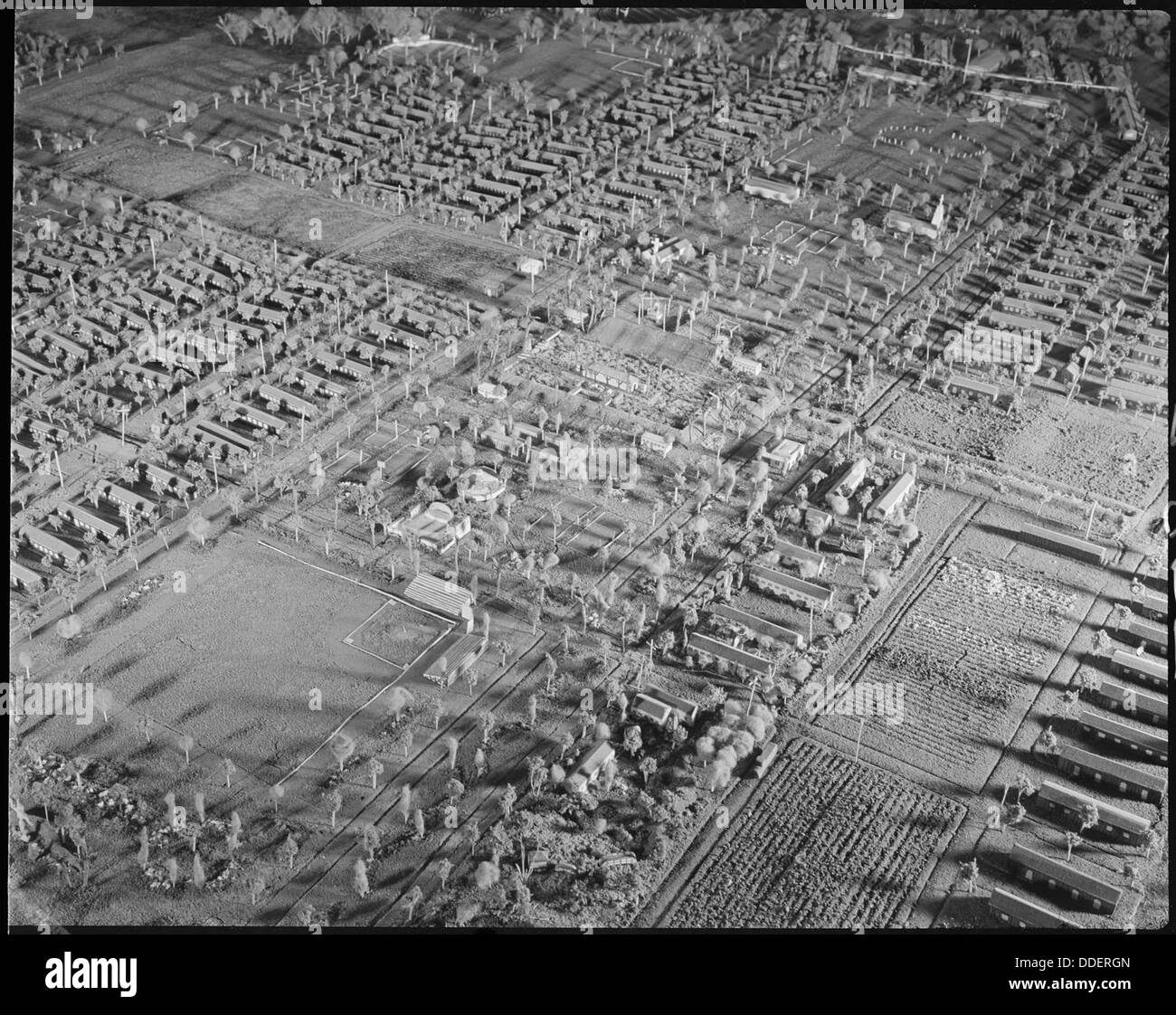 Poston camp hi-res stock photography and images - Alamy