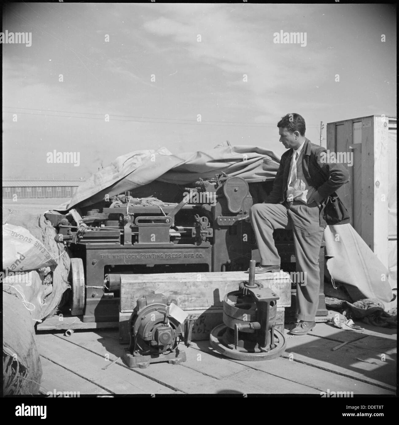 Poston internment camp hi-res stock photography and images - Alamy