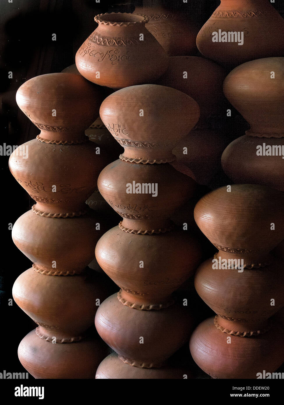 Traditional pottery Mandalay Myanmar Stock Photo - Alamy