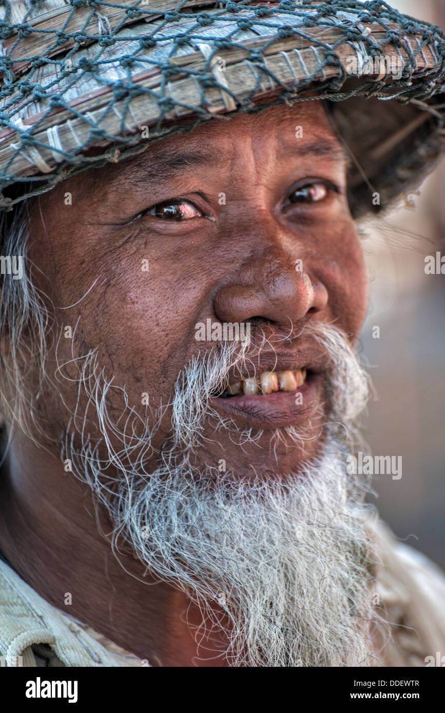 Portrait of a Burmese man Mandalay Myanmar Stock Photo - Alamy