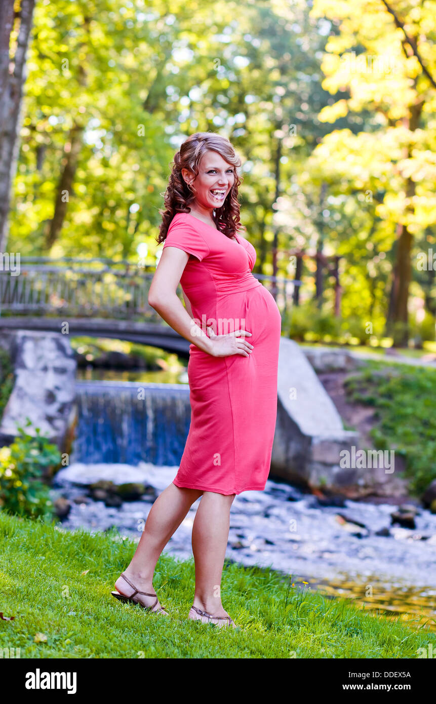 Beautiful pregnant woman outdoor hi-res stock photography and images ...