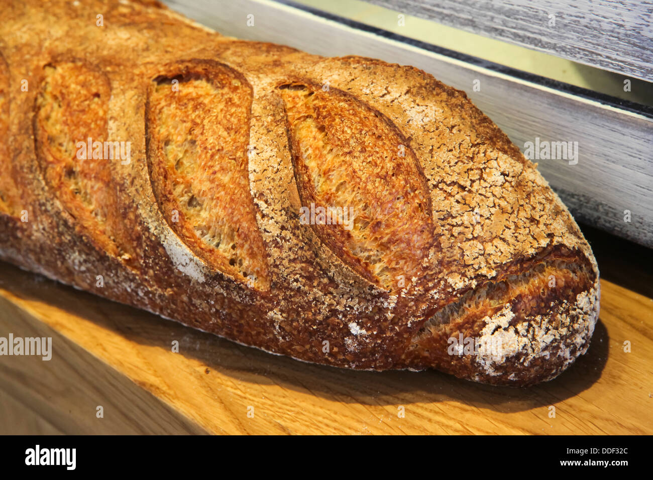 Freshly baked bread in a bakery Stock Photo - Alamy