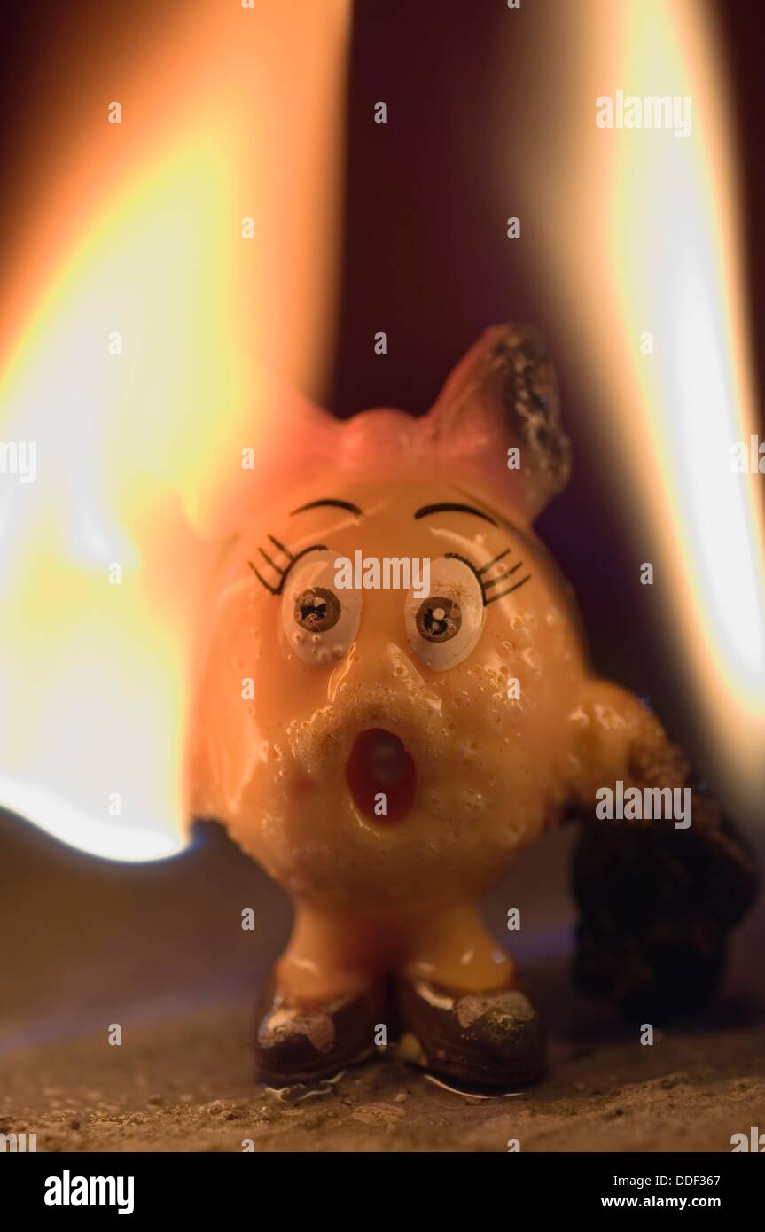 Plastic on fire hi-res stock photography and images - Alamy