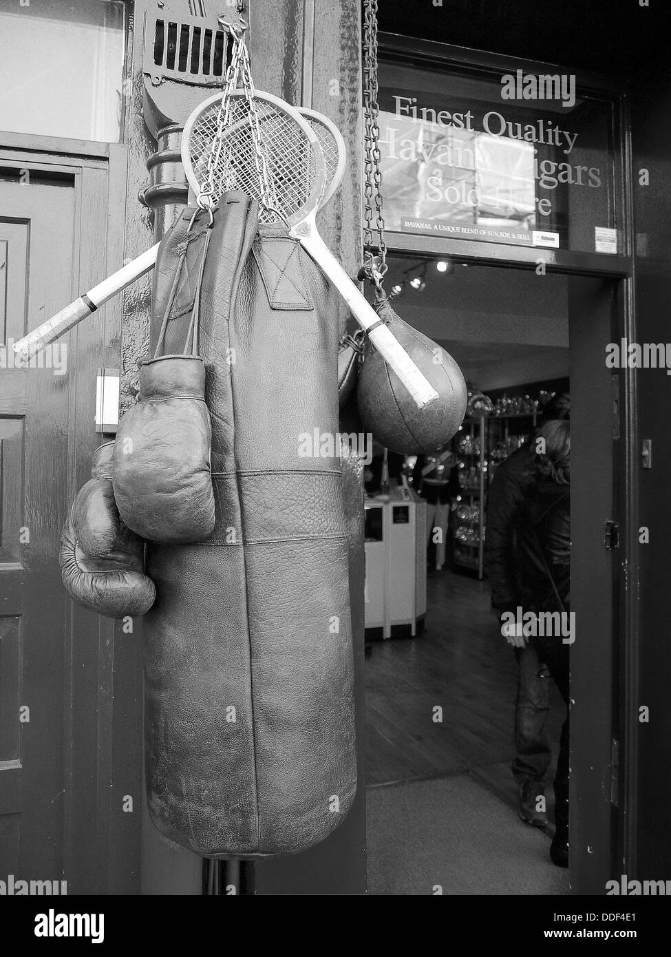 Boxing gear hi-res stock photography and images - Alamy