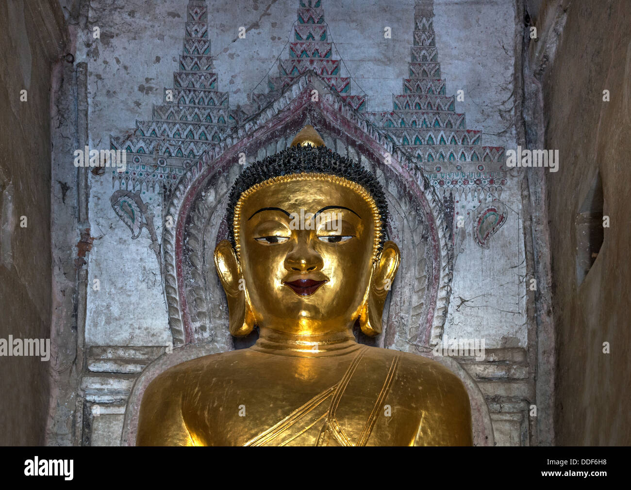 Interior of the Ananda Temple Bagan Myanmar Stock Photo - Alamy