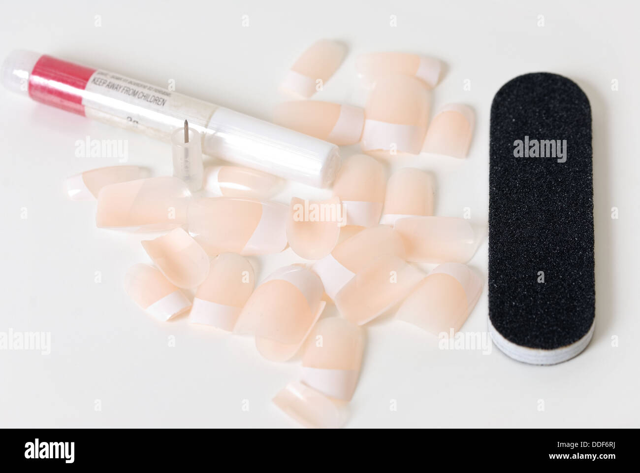 False nails hi-res stock photography and images - Alamy