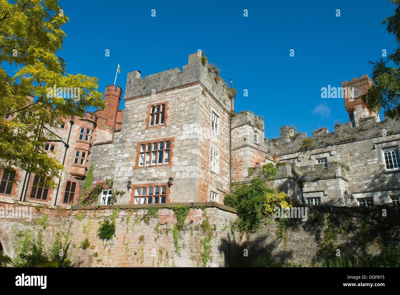 Ruthin castle wales hi-res stock photography and images - Alamy