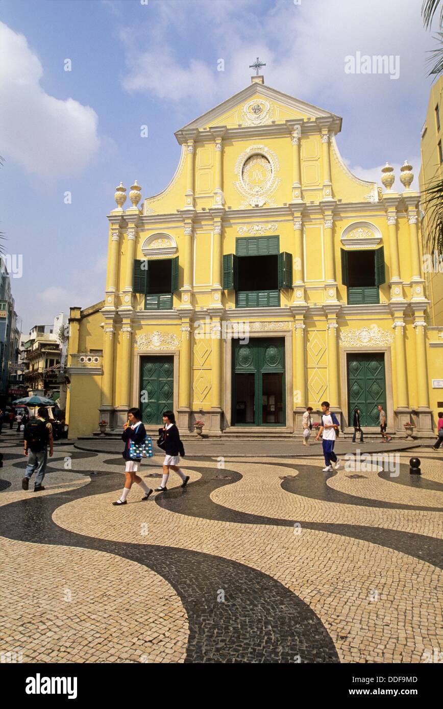 Saint dominic s church hi-res stock photography and images - Alamy