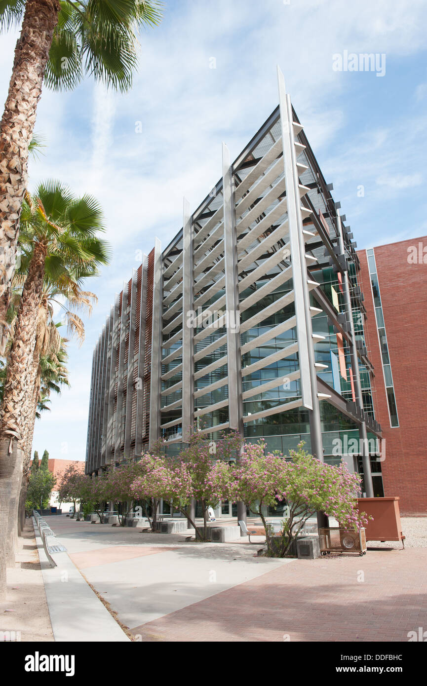 University of arizona tucson campus hi-res stock photography and images ...