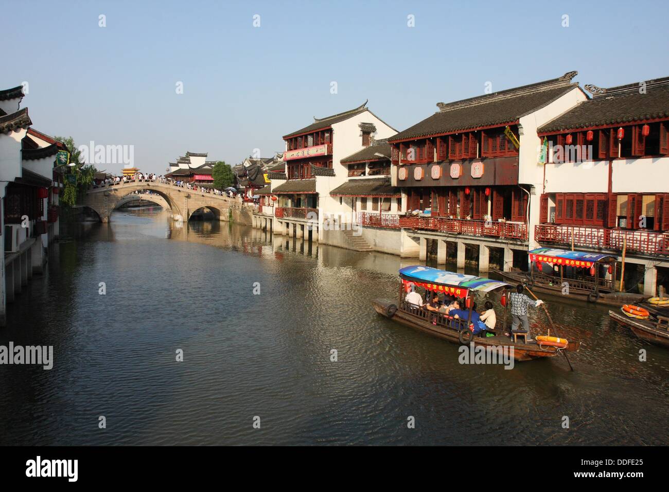 Qibao old town hi-res stock photography and images - Alamy