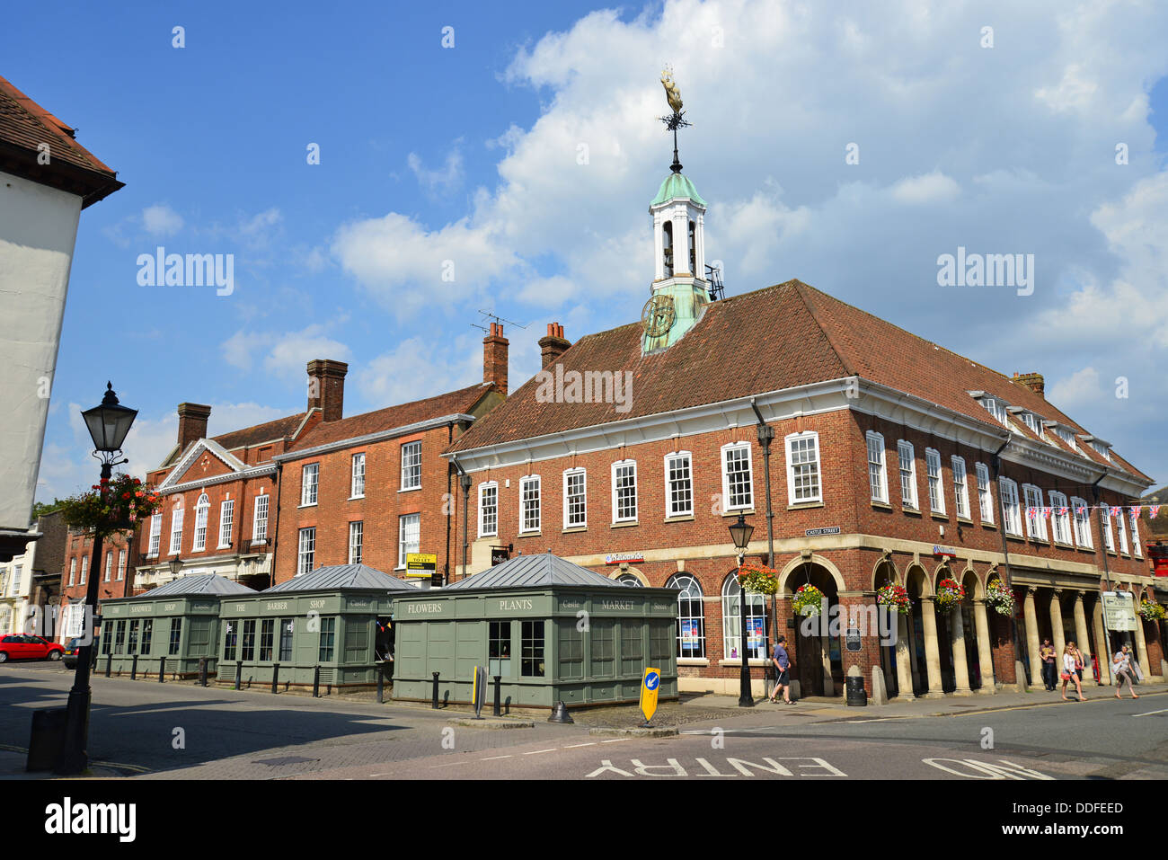 Farnham town hall hi-res stock photography and images - Alamy