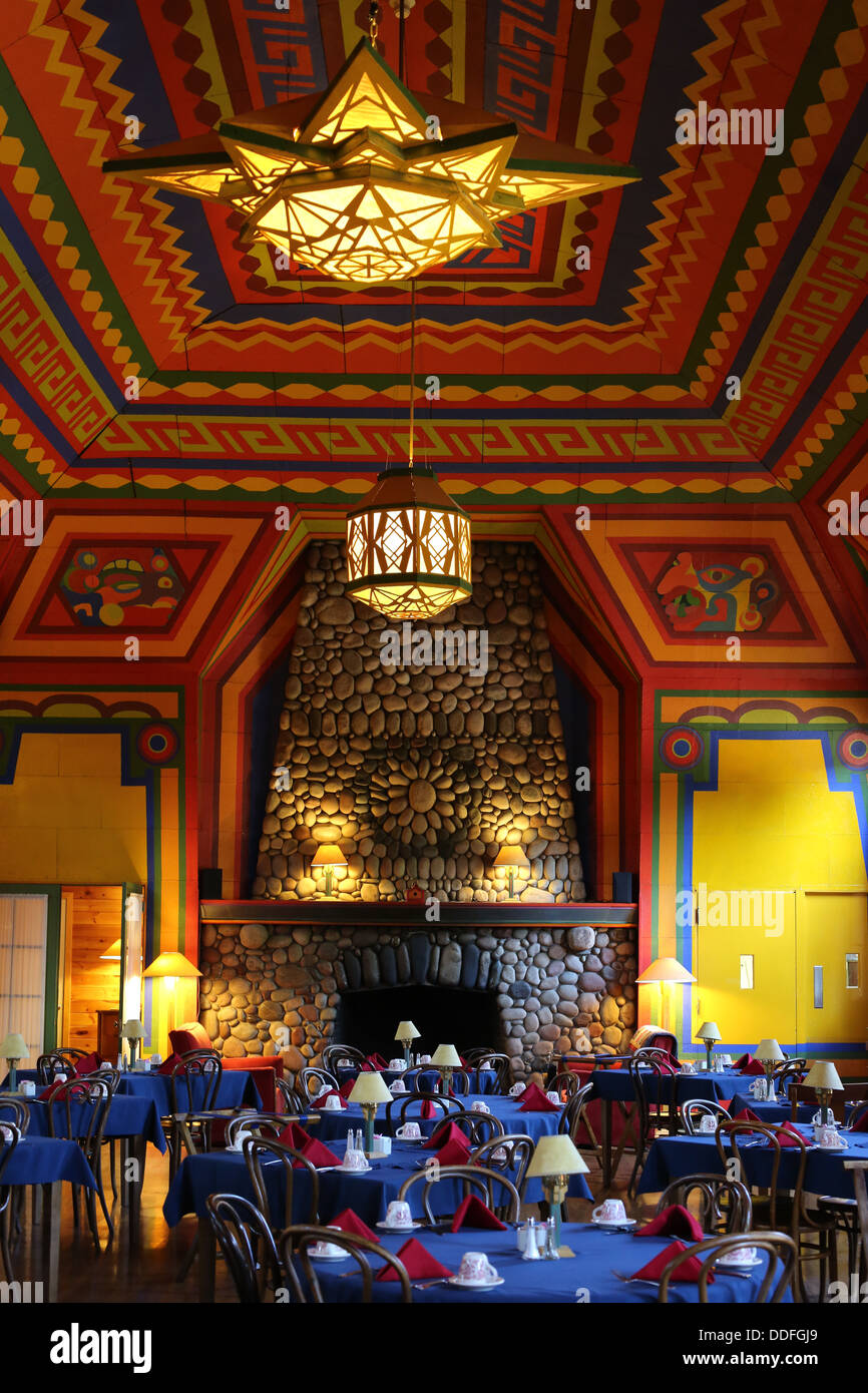 The dining room at Naniboujou Lodge in Grand Marais, Minnesota Stock ...