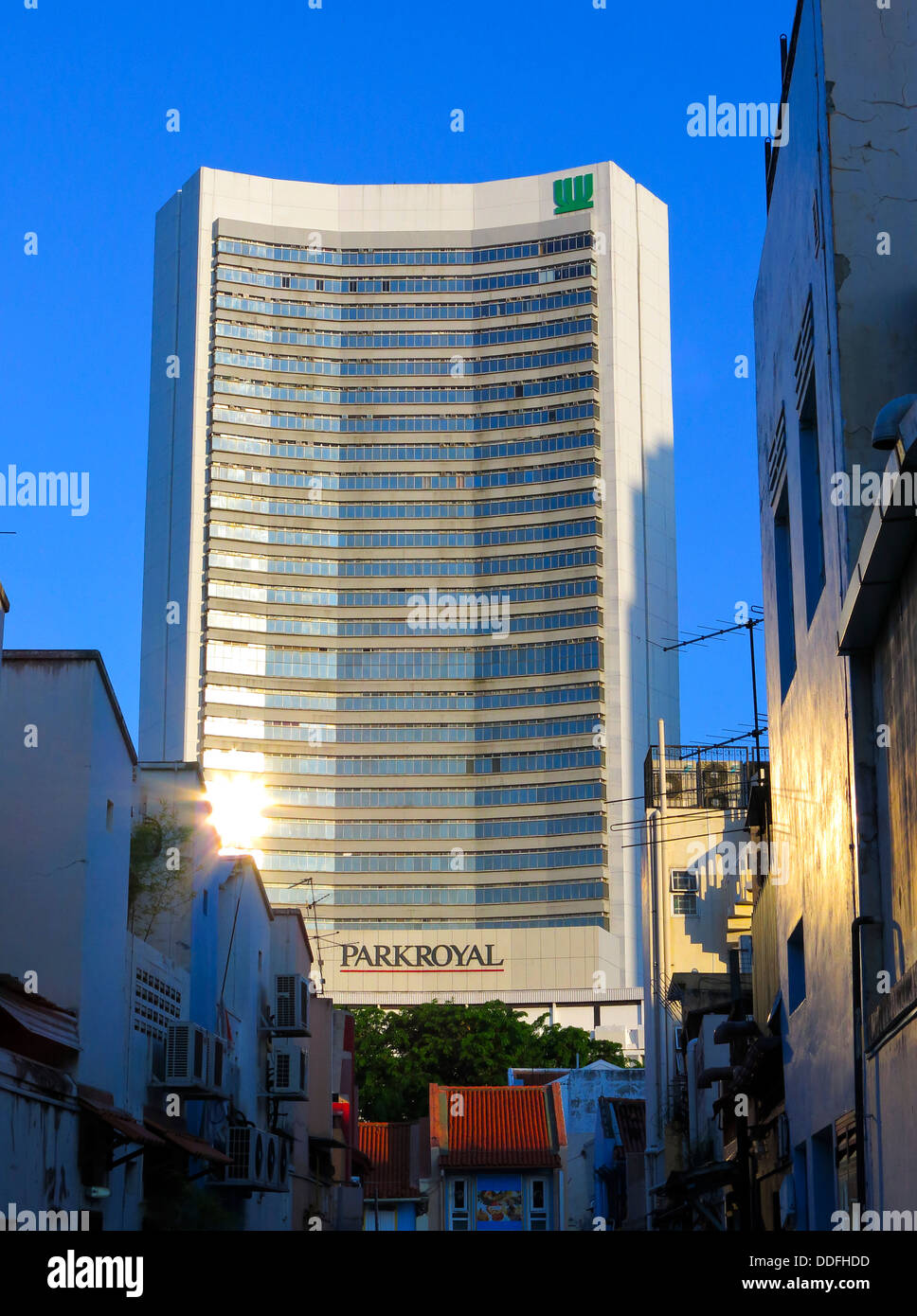 Park royal hotel singapore hi-res stock photography and images - Alamy