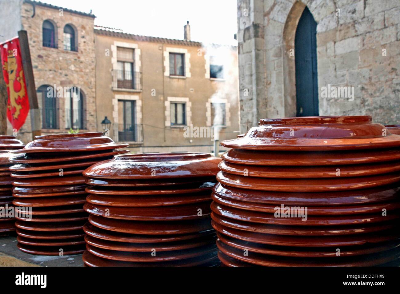 Medieval plates hi-res stock photography and images - Alamy