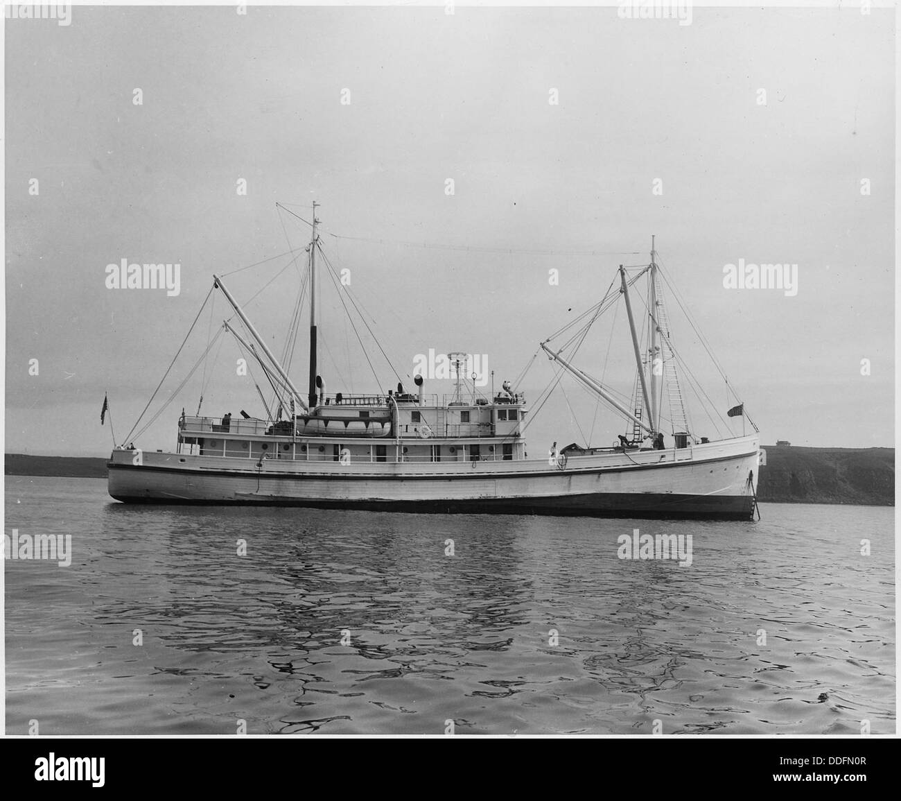 Supply vessel sea Black and White Stock Photos & Images - Alamy