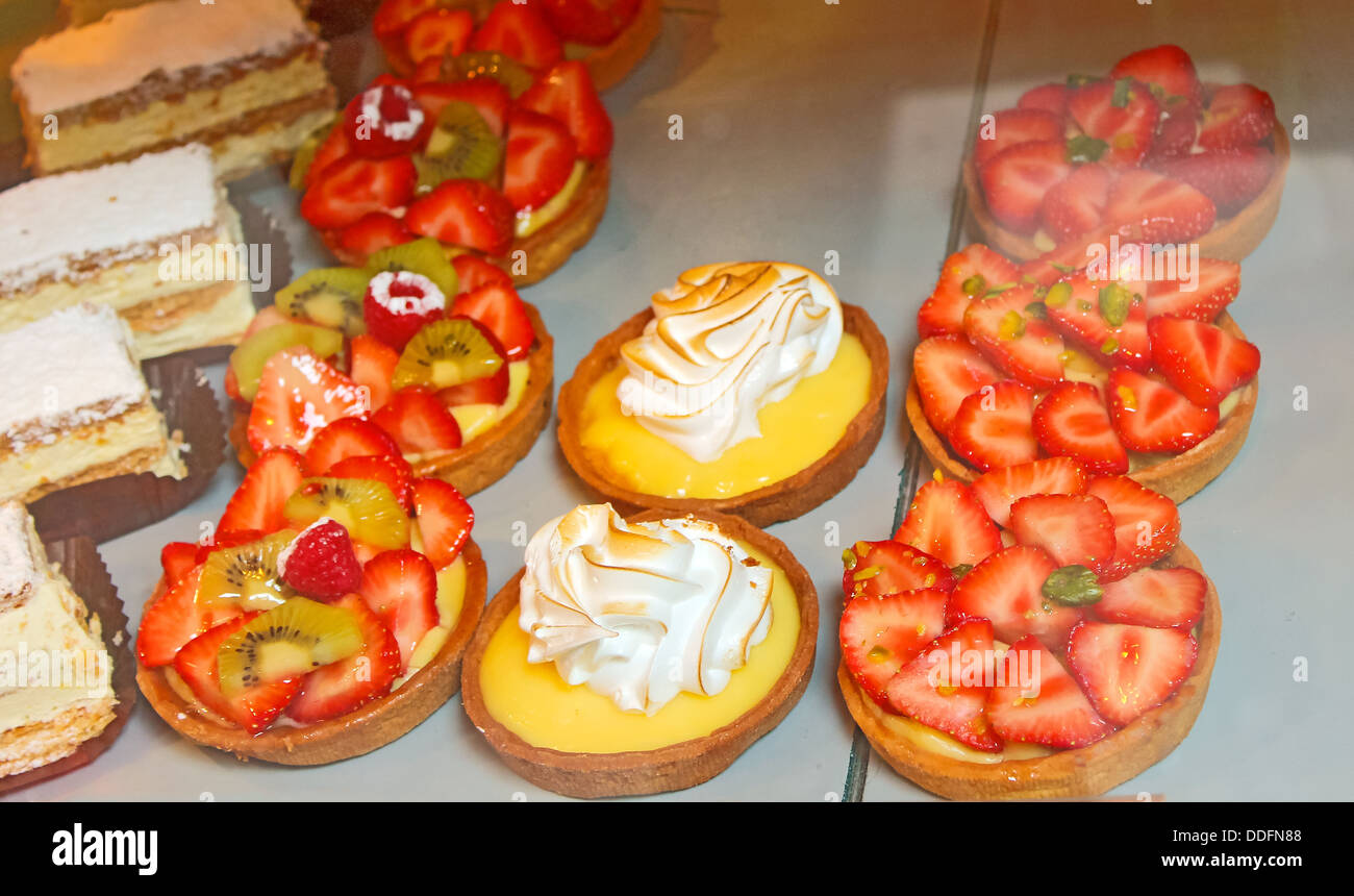 Cake in the shop windows Stock Photo - Alamy