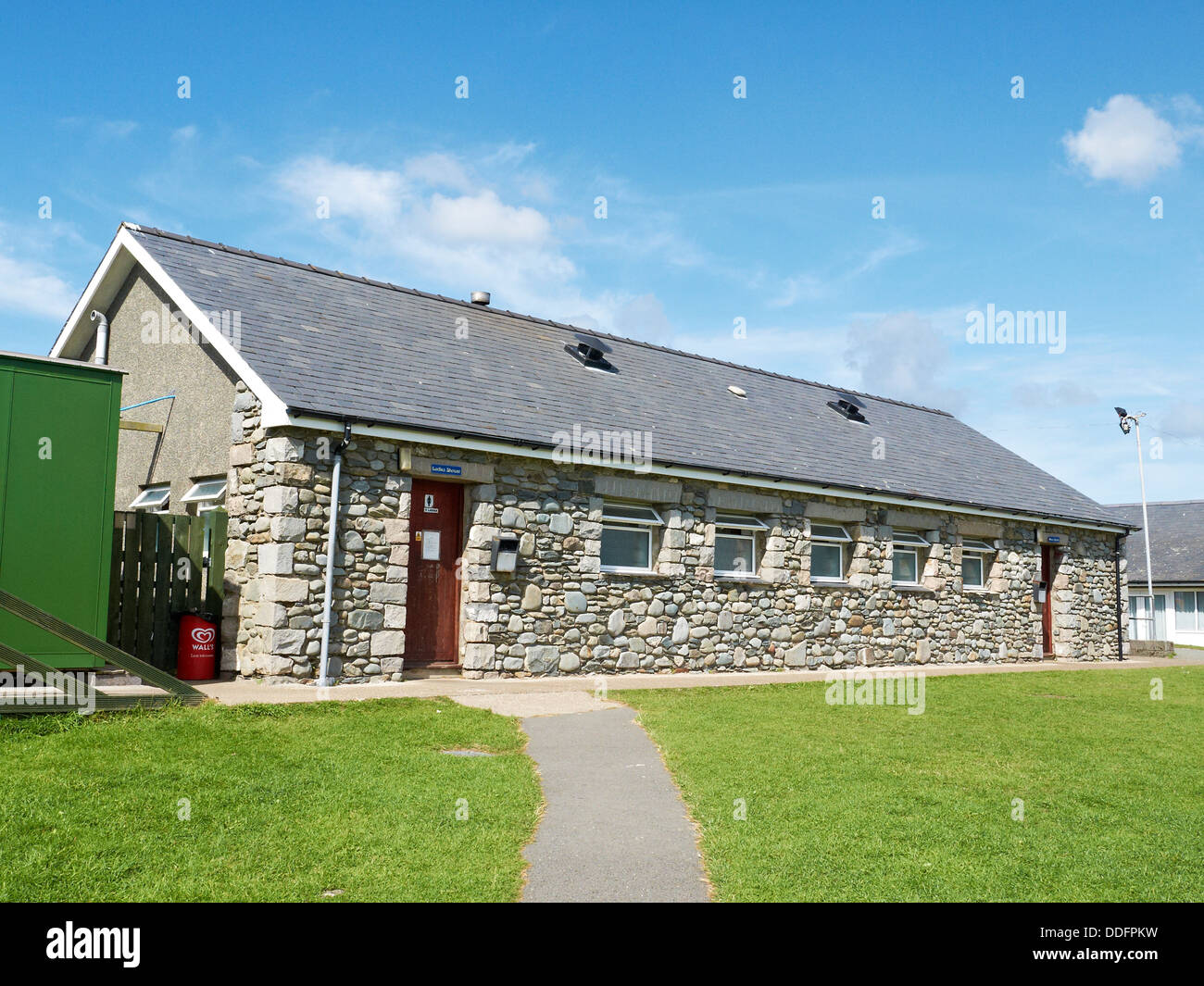 Shower and toilet building at Shell Island campsite North Wales Stock ...