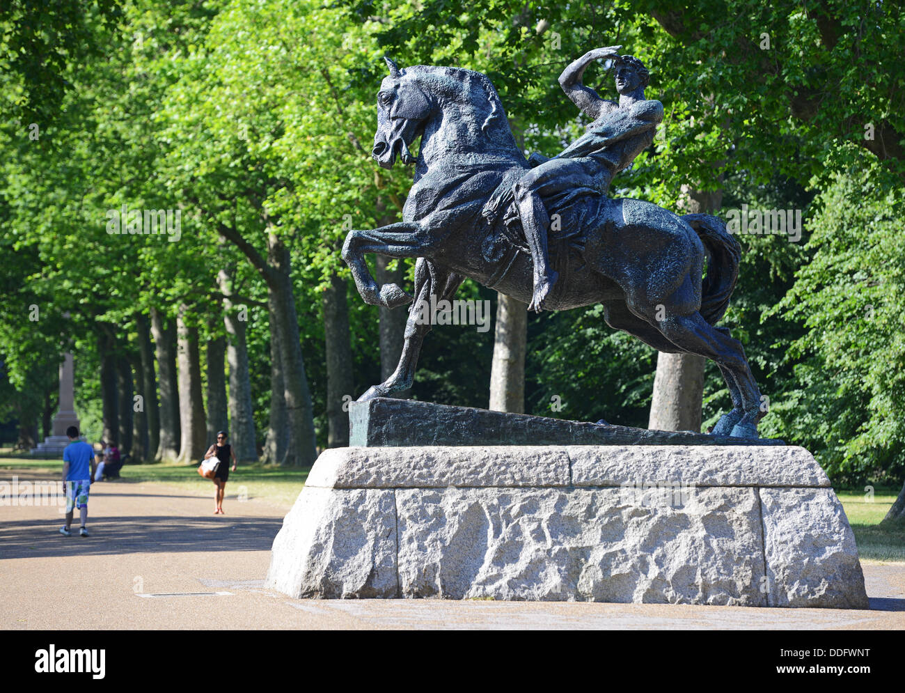 Physical Energy statue by George Frederic Watts, Kensington Gardens ...