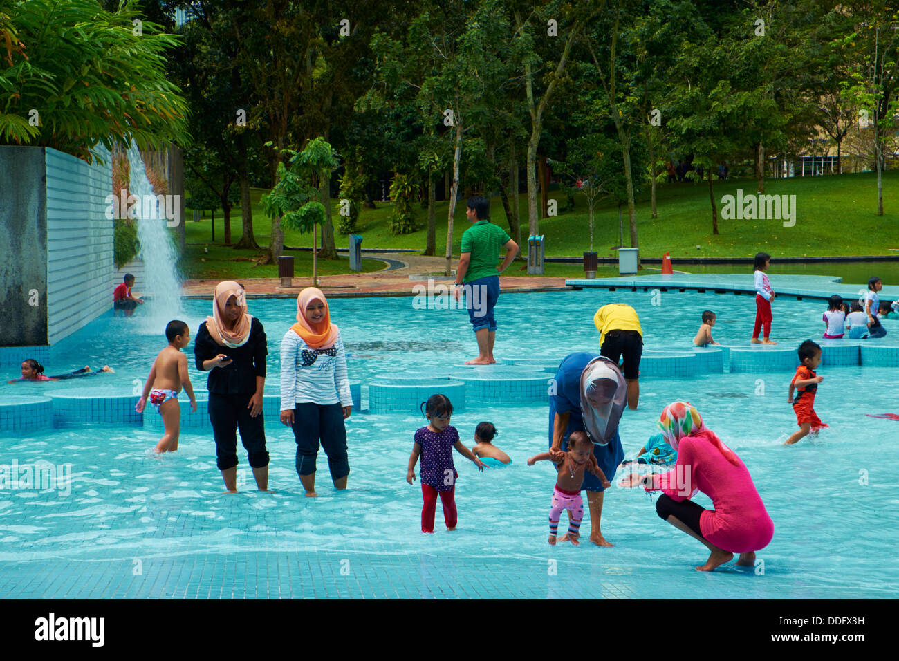 Malaysia center hi-res stock photography and images - Alamy