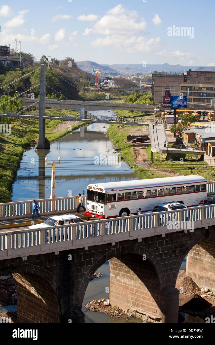 Choluteca honduras bridge hi-res stock photography and images - Alamy