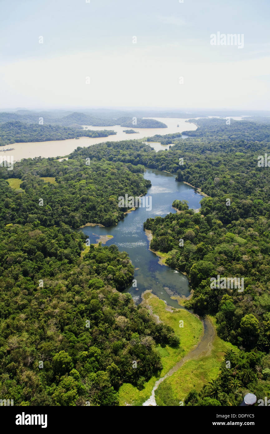 Gaillard cut panama canal hi-res stock photography and images - Alamy