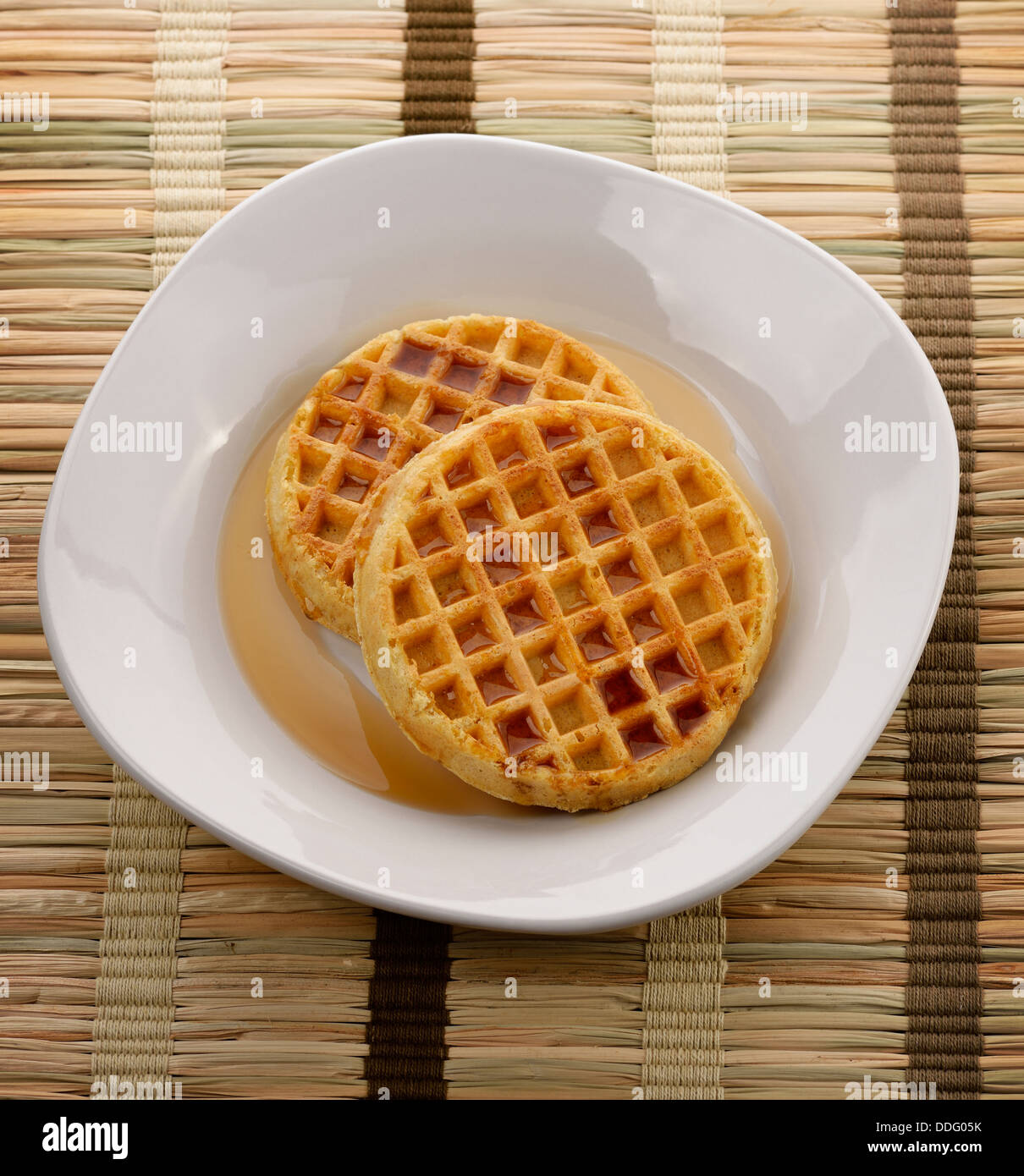 Waffle with syrup hi-res stock photography and images - Alamy