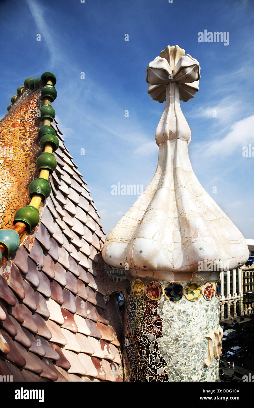 Cross trencadis hi-res stock photography and images - Alamy