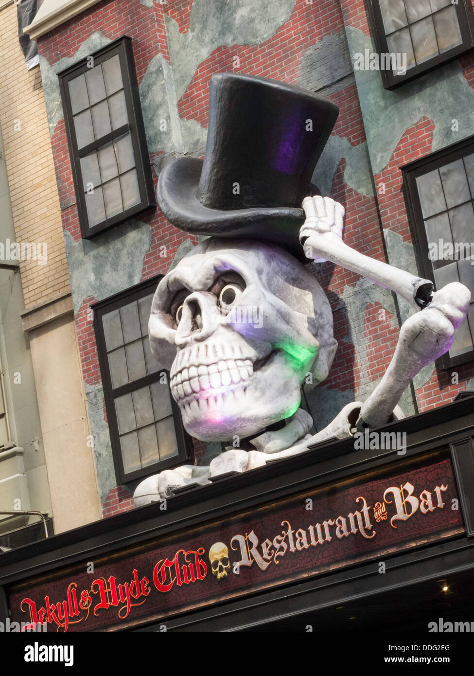 Jekyll & Hyde Club in Times Square, NYC Stock Photo - Alamy