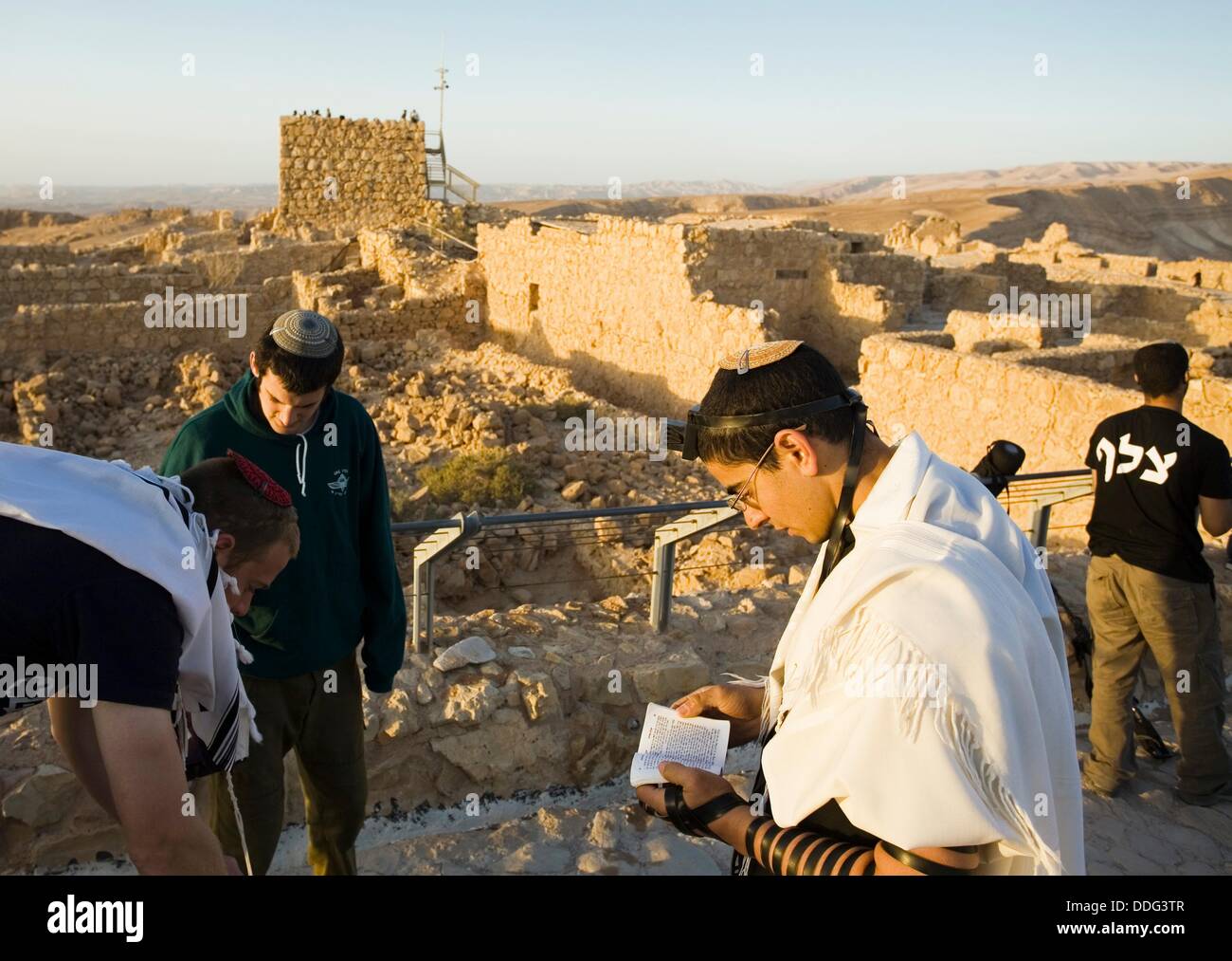 Jewish Soldiers Praying High Resolution Stock Photography and Images ...