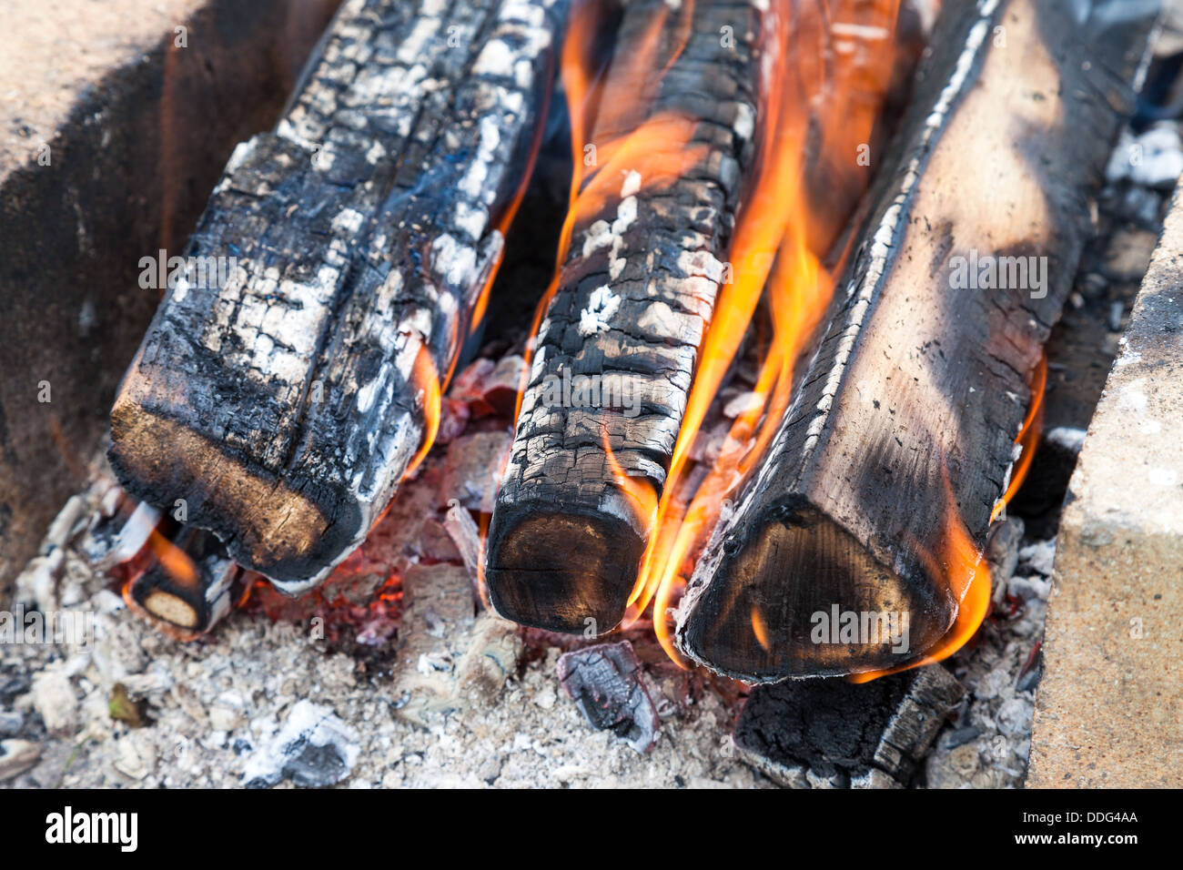 Closeup of a warm fire burning in a campfire Stock Photo - Alamy