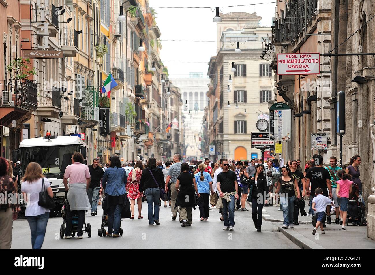 Young victor emmanuel ii hi-res stock photography and images - Alamy
