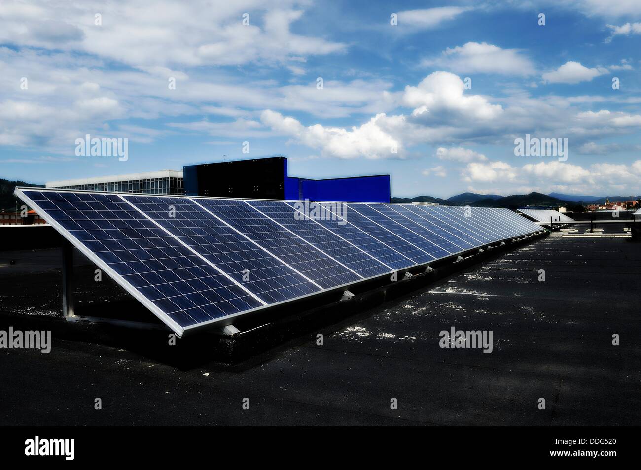 Solar Panels Office Building Stock Photos & Solar Panels Office ...