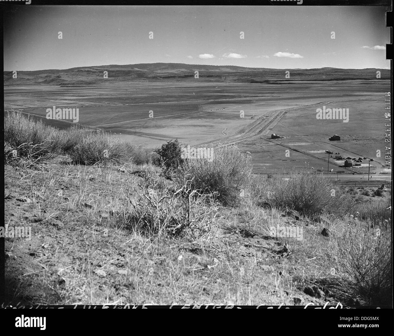 Tule lake california Black and White Stock Photos & Images - Alamy