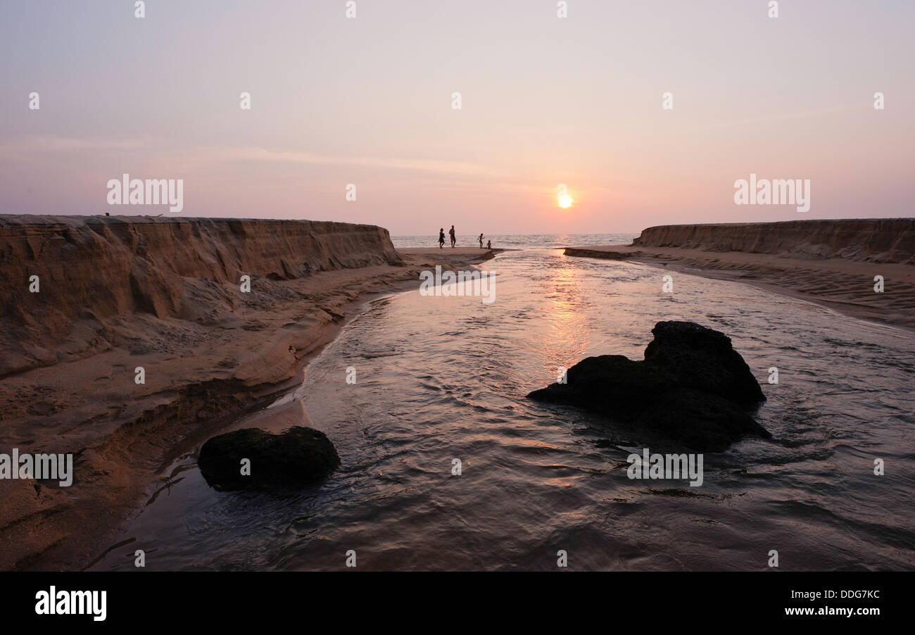 Sunset, Thottada Beach, Kannur, Kerala, India Stock Photo - Alamy