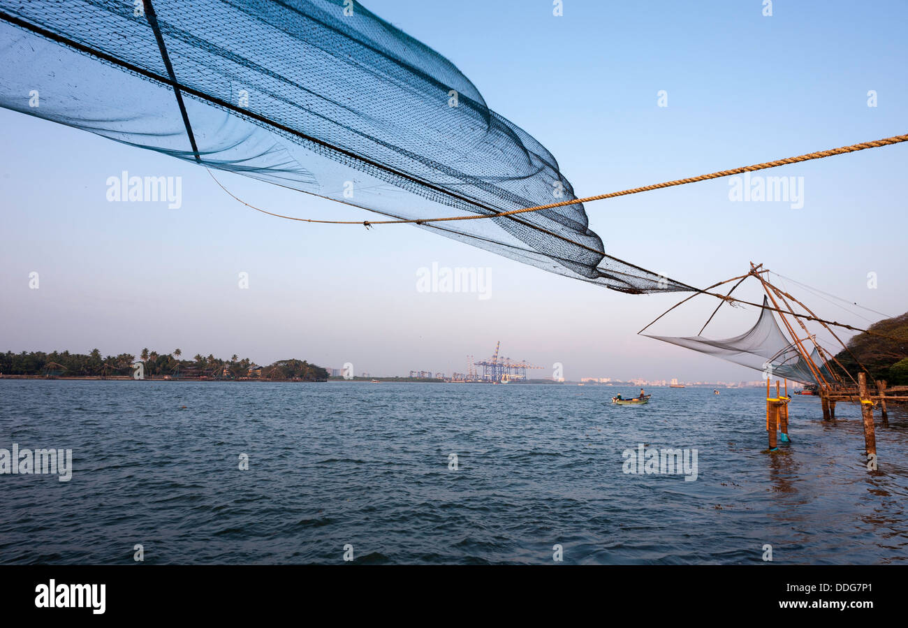 Ancient fishing net hi-res stock photography and images - Alamy