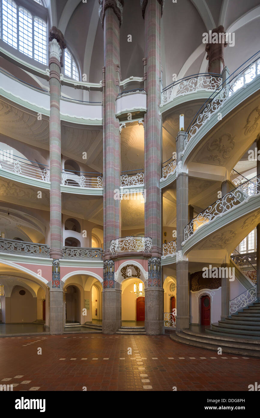 staircases and inner court, Berlin district courts of justice ...