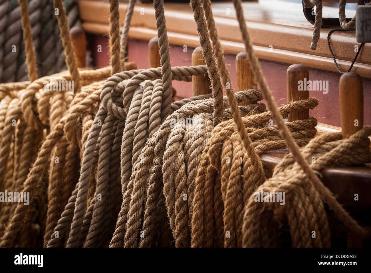 close up of ropes on a sailing ship Stock Photo - Alamy