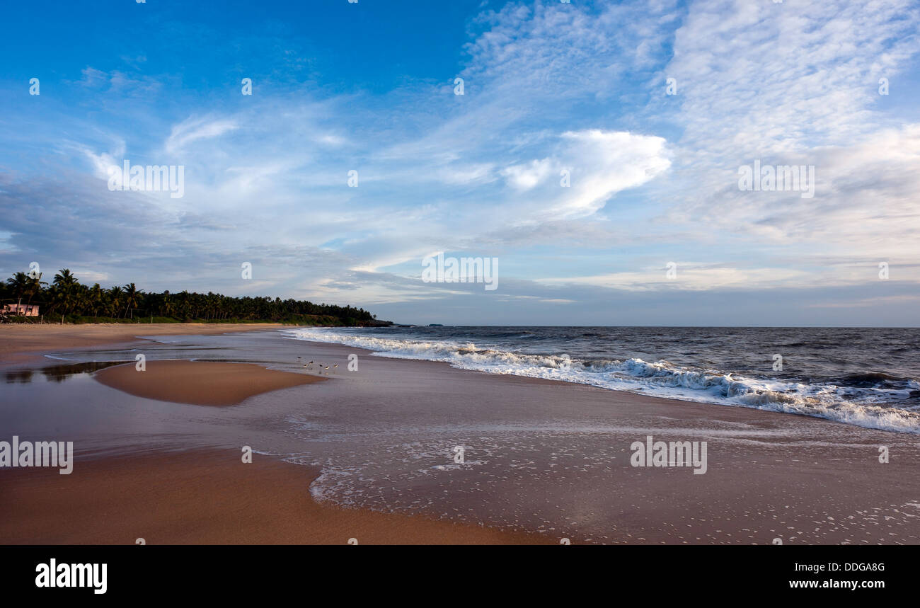 Dusk on Thottada Beach, Kannur, Kerala, India Stock Photo - Alamy