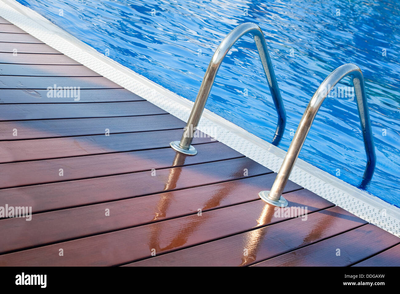Swimming pool ladder waves hi-res stock photography and images - Alamy