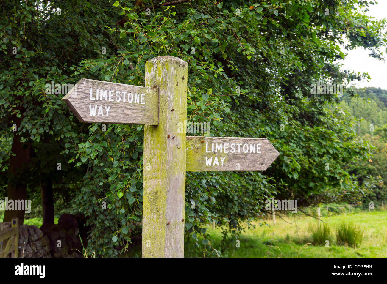 Public signs hi-res stock photography and images - Alamy