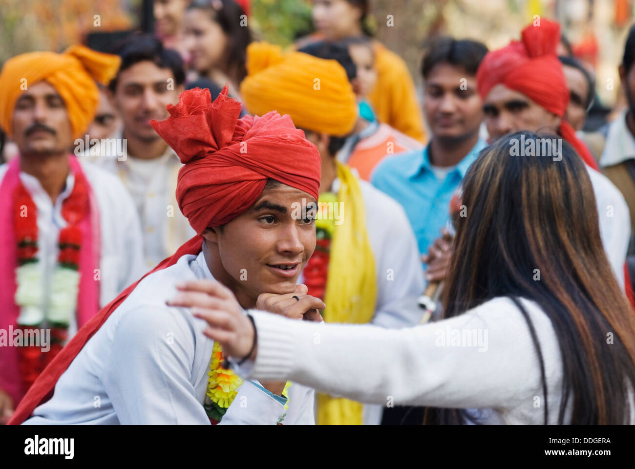 People in traditional Rajasthani dress dancing at Surajkund Mela ...